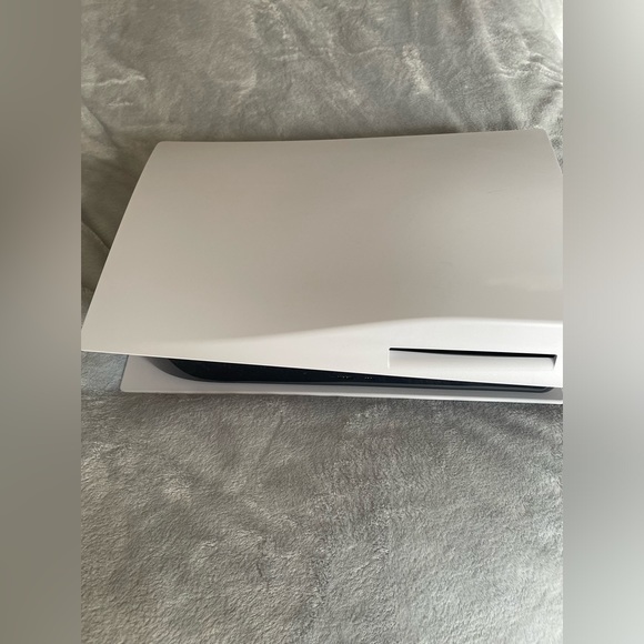 Sony | Video Games & Consoles | Ps5 Console Comes With 2 Controllers ...